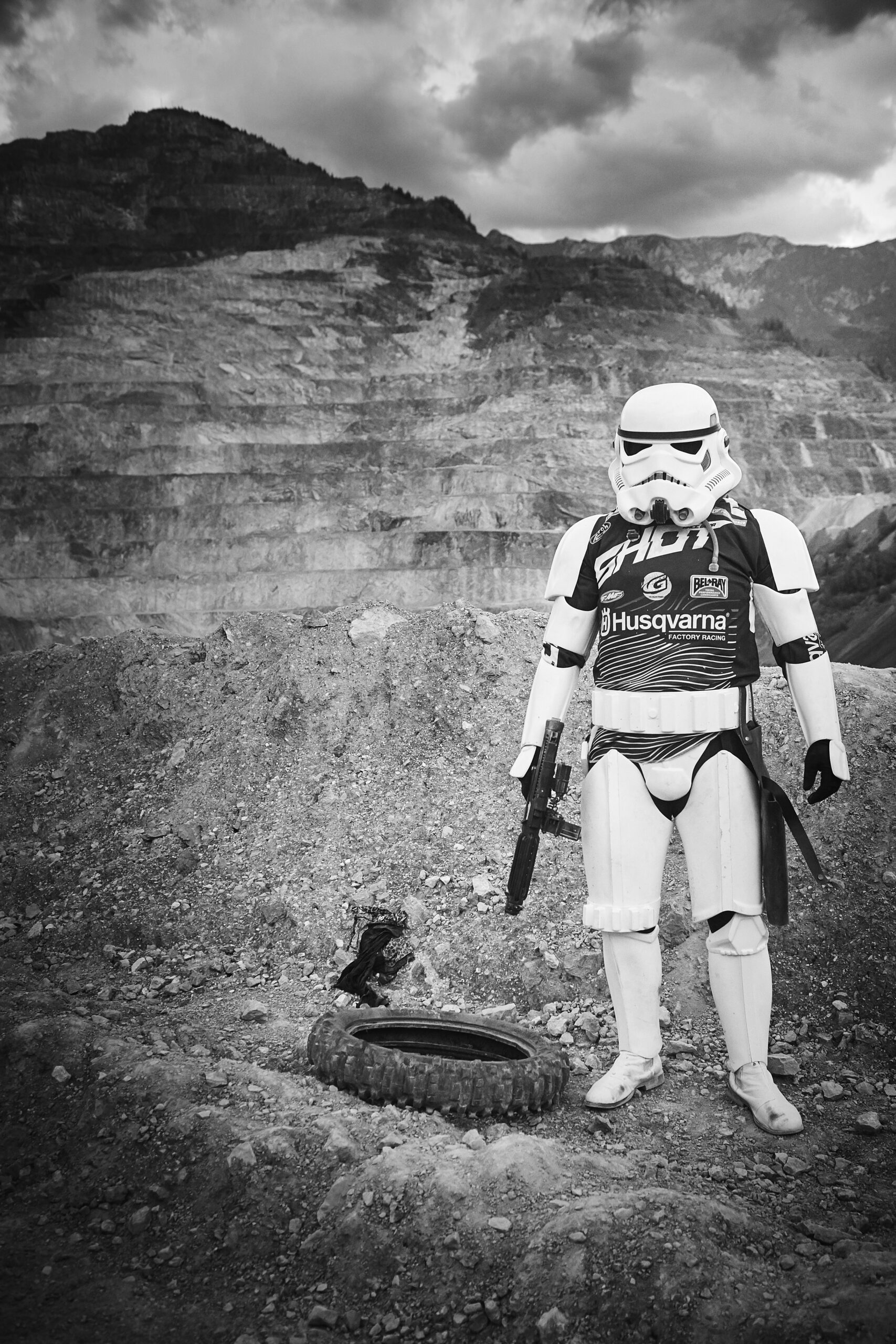 IMAGE & PORTRAIT – Hari Pulko